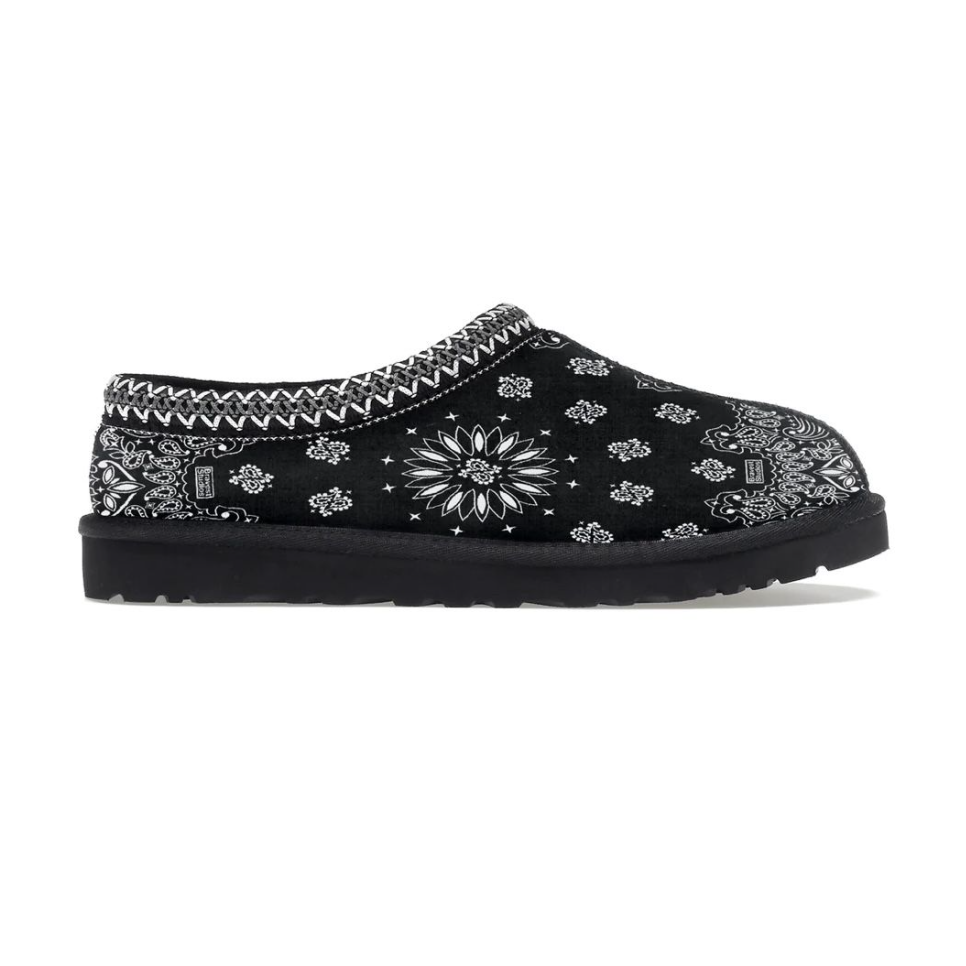 Bravest Studios Black Paisley Slippers – LacedUp